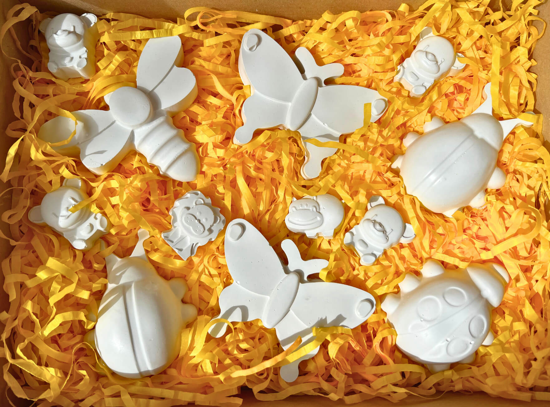 Creativity craft kit Insects, plaster painting figures | 42candles.com